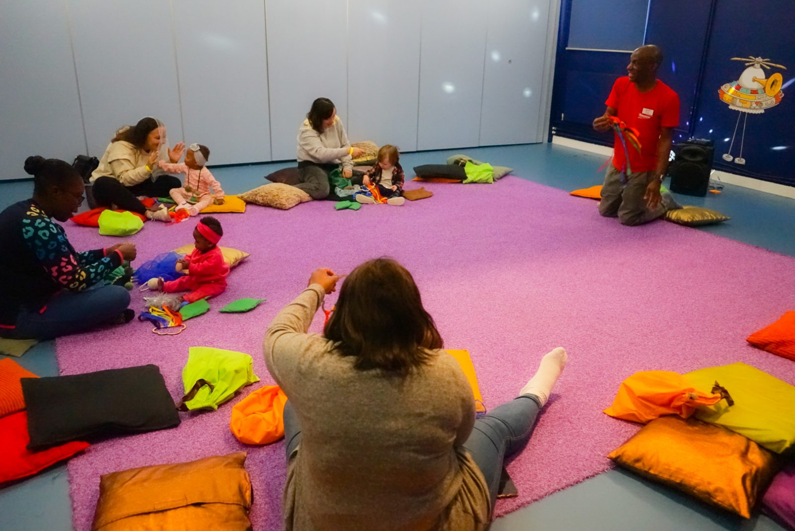 Baby Storytelling - Discover Children’s Story Centre