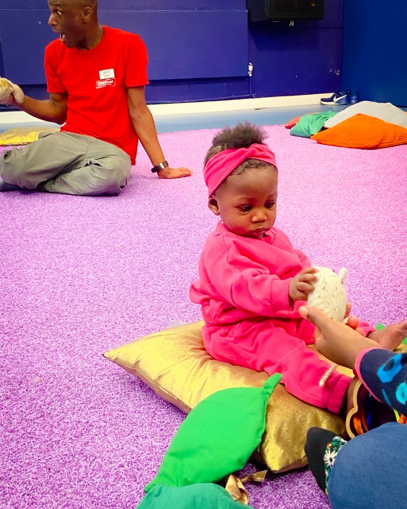 Baby Storytelling - Discover Children’s Story Centre